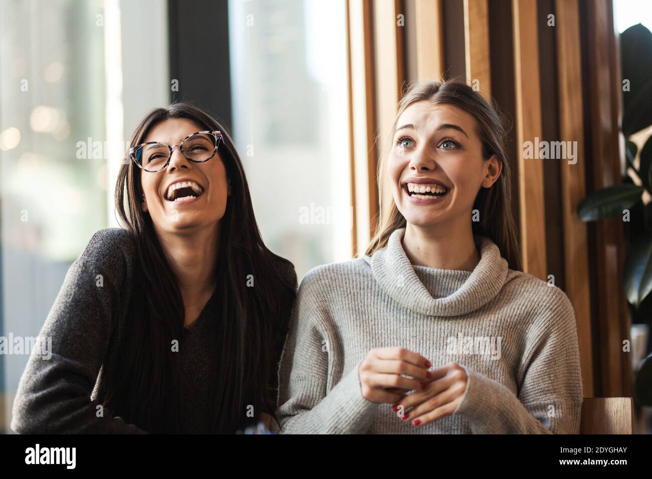 Un divertido test para las mejores amigas: ¿Qué tan bien se conocen? ※